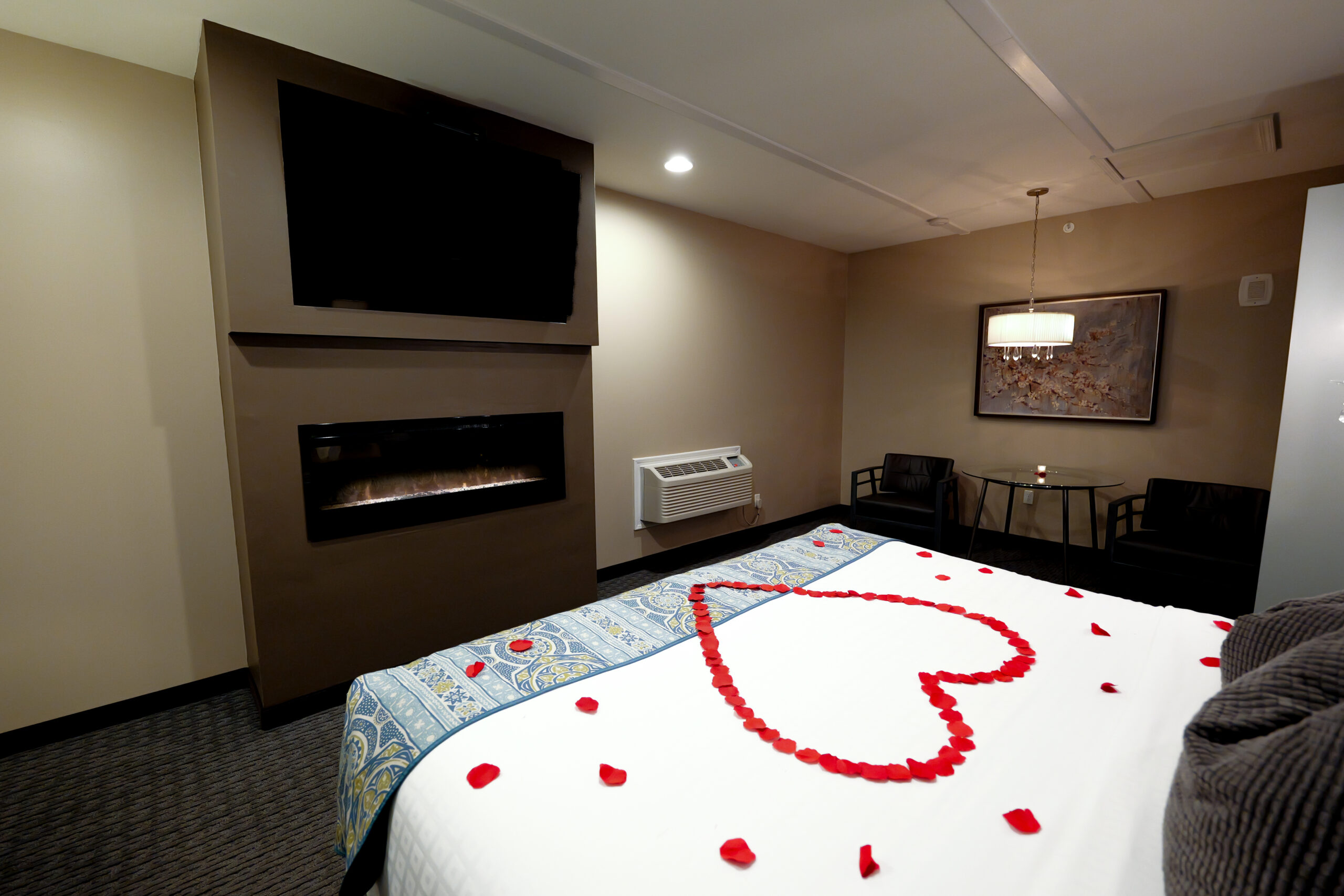 Make An Anniversary Special! - Belamere Suites